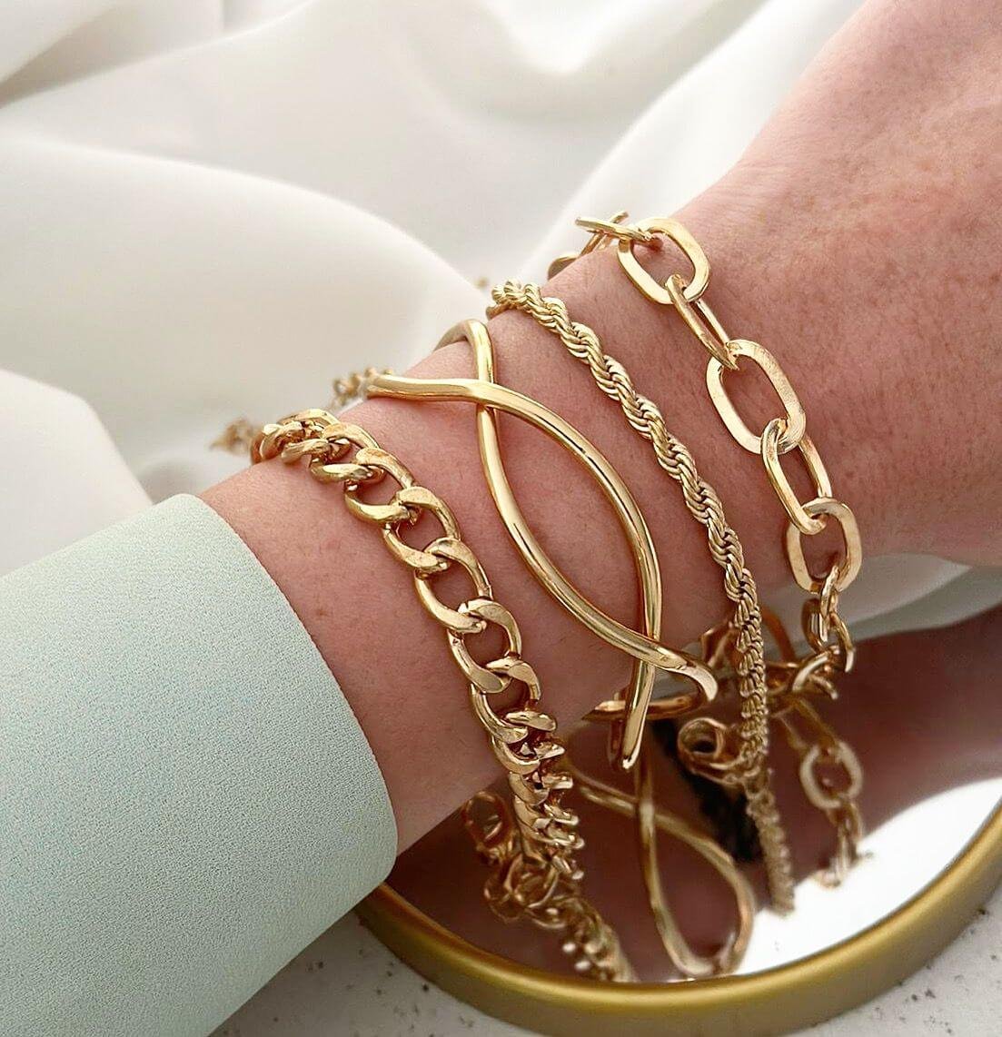 Mix Pulseiras Folheadas a Ouro18K Elos e Cordão Baiano
