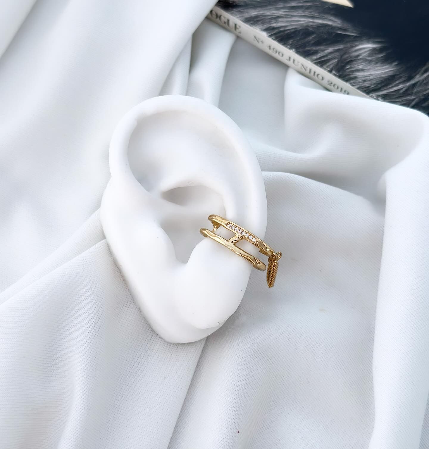 Miss.A Acessórios - Piercing Fake Folheado Ouro 18k Vazado com Zircônia